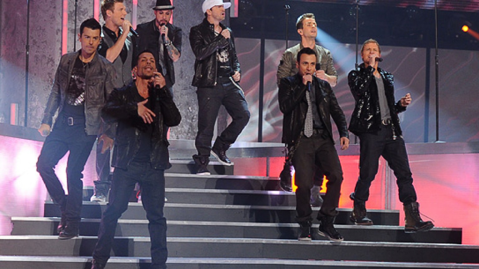 NKOTBSB Mashed-Up And Rocked Out At The AMAs — And We LOVED It ...