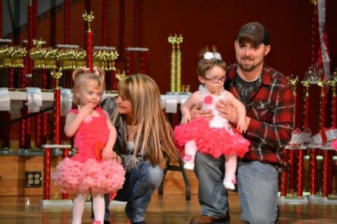 [Pics] Leah Messer, Corey Simms’ Twins Aliannah, Aleeah In 1st Beauty ...