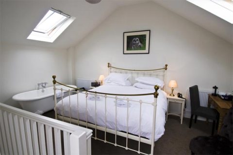 [PICS] Prince William & Kate Middleton’s One Year Anniversary ...