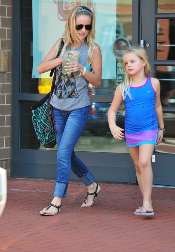 Emily Maynard: Fame Over Her Daughter, Ricki? — War With In-laws ...