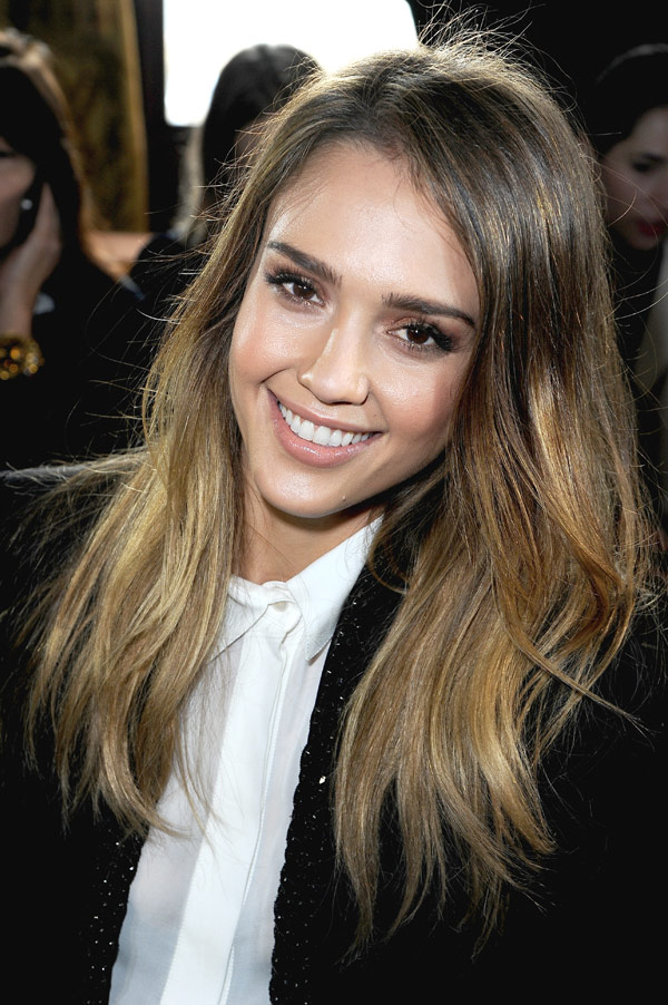 Jessica Alba’s Eyebrows — Big Brows At Paris Fashion Week – Hollywood Life