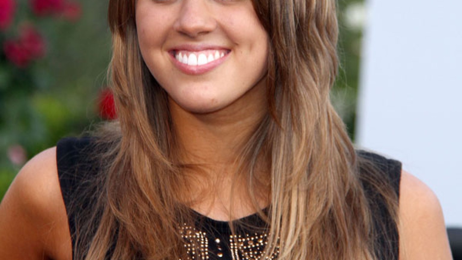 Angie Miller On ‘American Idol’ Finale — Singer Believes She’ll Win It ...
