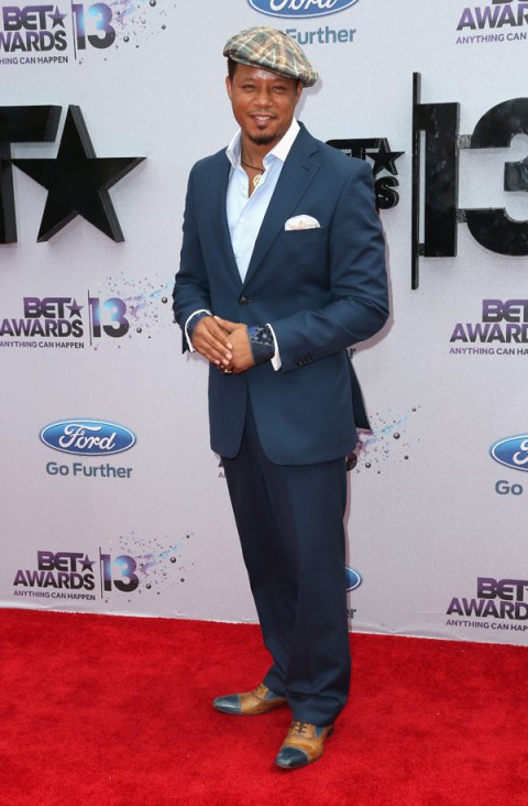 [PICS] BET Awards Arrivals: 2013 Red Carpet — Chris Brown & More ...