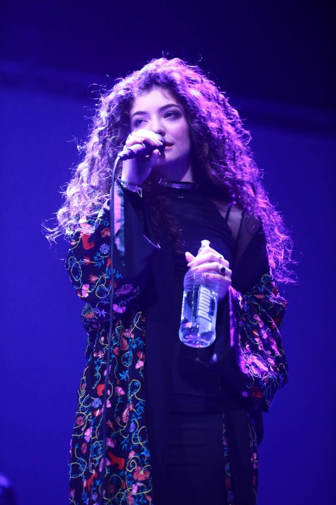 Lorde — Photos Of The New Zealand Singer – Hollywood Life