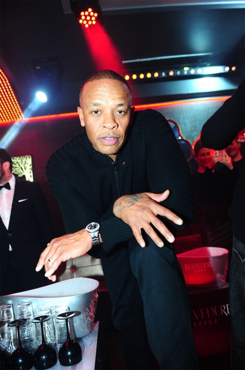 Dr. Dre: Pics Of The Hip-Hop Icon – Hollywood Life