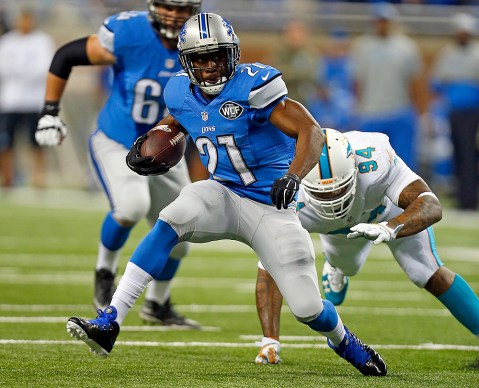 [PHOTOS] Reggie Bush Pics – Hollywood Life