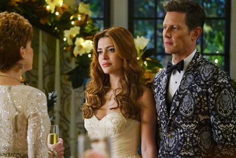 [PICS] ‘Revenge’ Season 4 – Hollywood Life