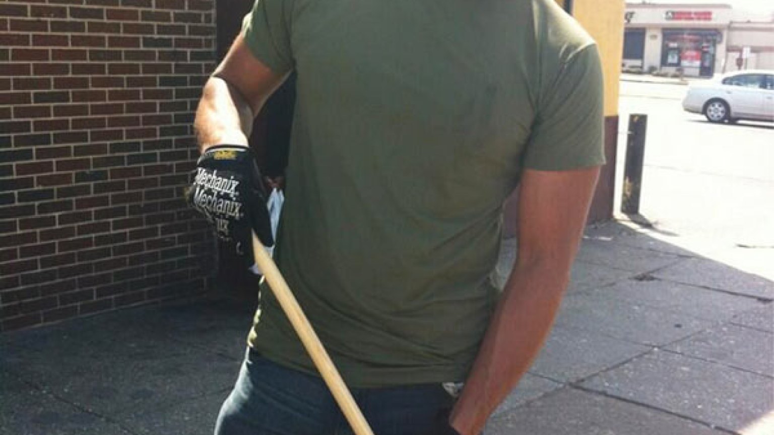 ‘Teen Summit’: AJ Cooper Dead — Former BET Host Dies – Hollywood Life