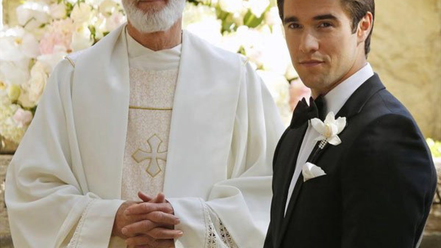 ‘Revenge’: Daniel’s Death Explained By Executive Producer — Why He Was ...