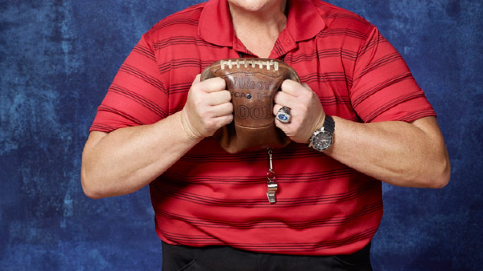 [PIC] ‘Glee’: Coach Beiste’s Transformation To A Man – Hollywood Life