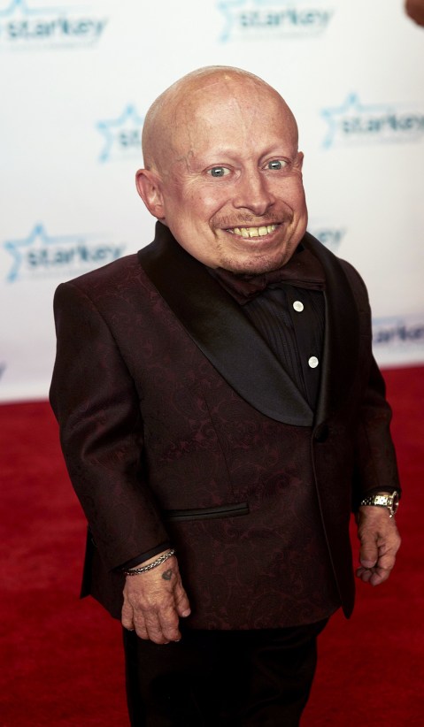 Verne Troyer: Photos Of The ‘Austin Powers’ Star – Hollywood Life