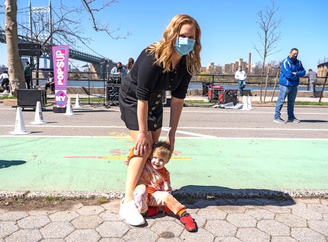 Amy Schumer Then & Now: Photos of Her Before & After Weight Loss ...