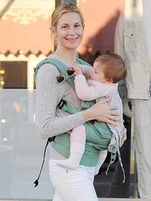 Kelly Rutherford & Kids: Pics Of Their Reunion – Hollywood Life