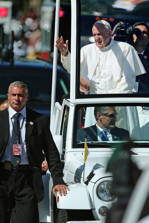 Pope Francis: Pics Of His First Visit To America – Hollywood Life
