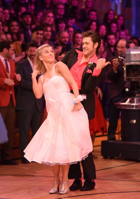 [PHOTOS] ‘Grease: Live!’ Pics – Hollywood Life