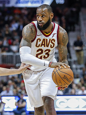 [PICS] NBA Players Pictures — Basketball Pros In Action – Hollywood Life