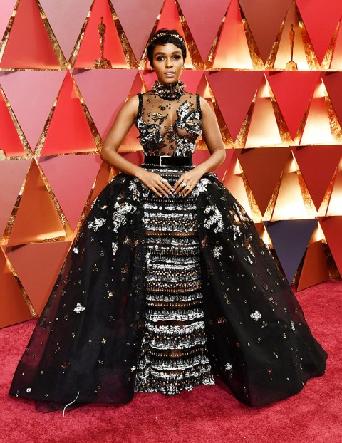 Bad Dresses At Oscars: See Photos Of Worst Looks Of All Time ...
