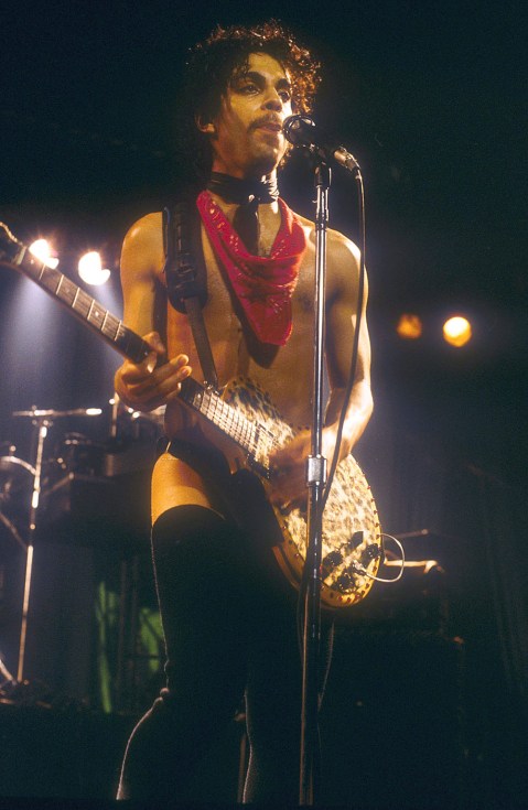 [PICS] Prince’S Style — See The Late Legend’s Most Iconic Outfits ...