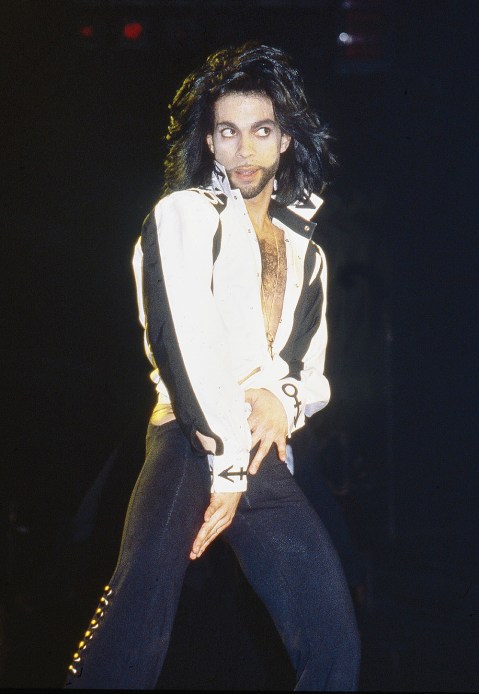 [PICS] Prince’S Style — See The Late Legend’s Most Iconic Outfits ...