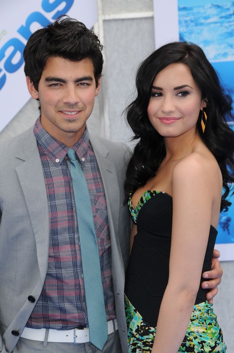 Joe Jonas’ Ex Girlfriends: Photos of His Dating History – Hollywood Life