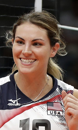 Kelly Murphy Celebrity Profile – Hollywood Life