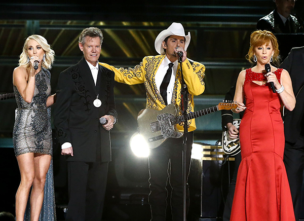 [PICS] 2016 CMAs Best Moments — See The CMA Awards Show Highlights ...
