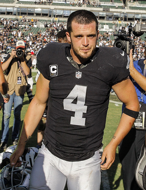 Who Is Derek Carr? 5 Things About The Oakland Raiders’ Star Quarterback ...
