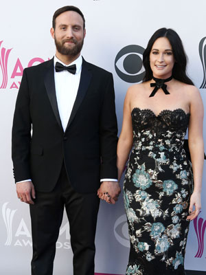 [PHOTOS] Ruston Kelly & Kacey Musgraves: Pictures Of The Happy Couple ...
