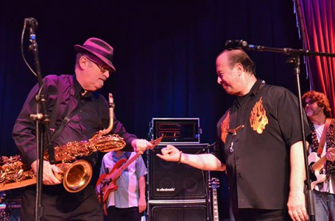 [PHOTOS] Tower of Power: PICS of the Band That Formed In 1968 ...