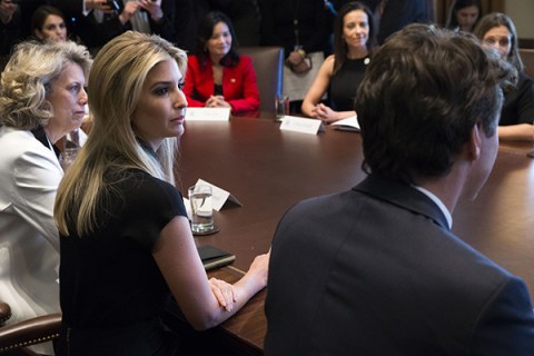 [PICS] Ivanka Trump & Justin Trudeau: See Her Longingly Stare At ...