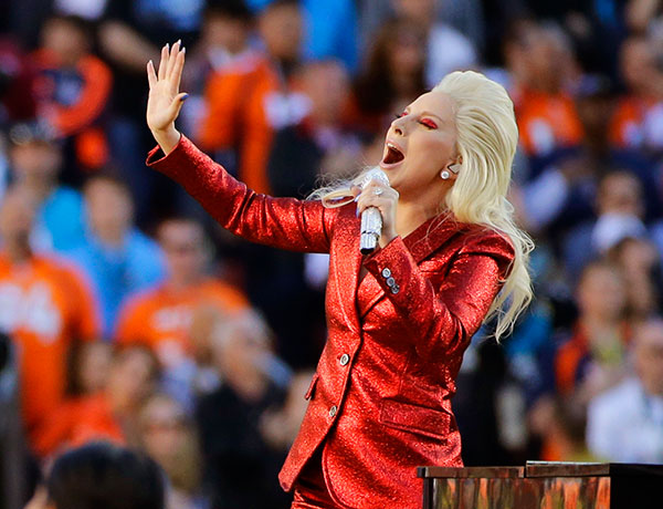 [PICS] Lady Gaga’s Best Performances Ever – Hollywood Life