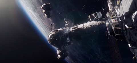 [PICS] ‘LIFE’ Movie: Photos Of Ryan Reynolds’ New Film – Hollywood Life