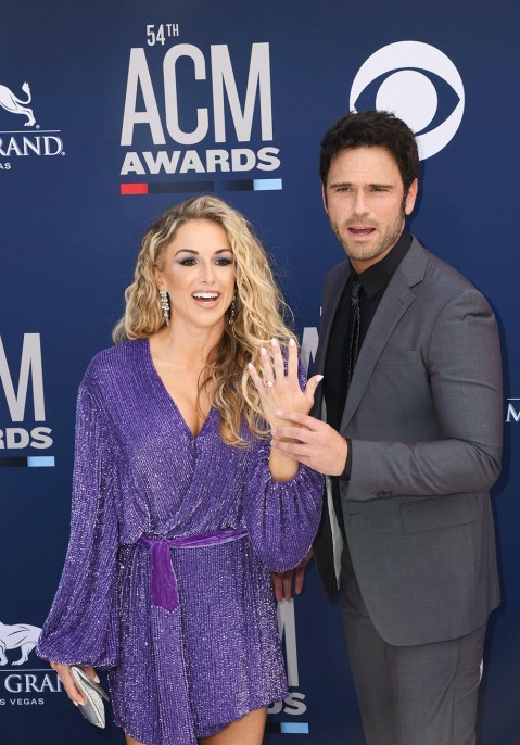 Chuck Wicks: Photos Of The Country Singer & Radio Host – Hollywood Life