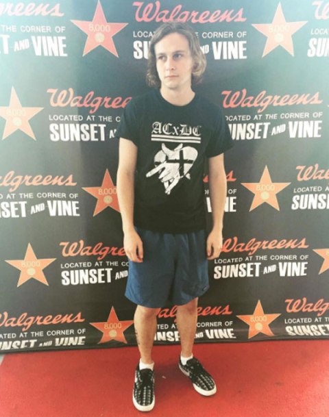 [PHOTOS] Logan Miller PICS: See The Latest Of ‘The Walking Dead’ Star ...