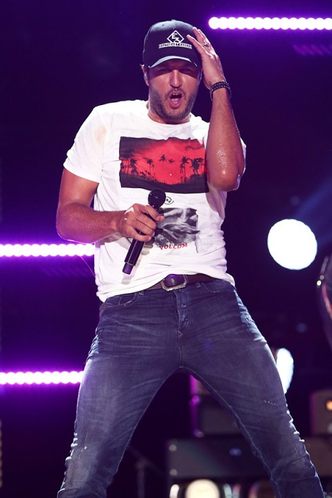 [PHOTOS] Hottest Male Country Singers — Luke Bryan & More – Hollywood Life