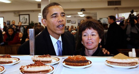 [PHOTOS] Valerie Jarrett — PICS – Hollywood Life