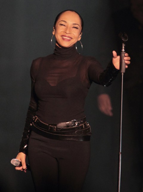 [PICS] Sade: Photos Of The Iconic Singer – Hollywood Life