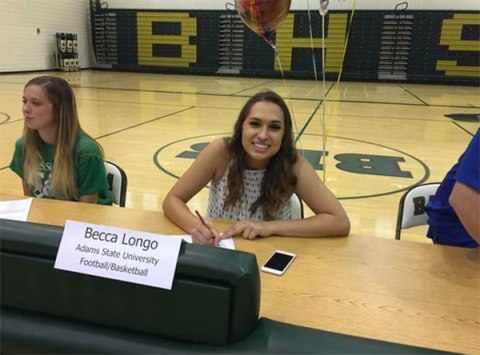 [PICS] Becca Longo: Photos Of The Female Football Player Making History ...