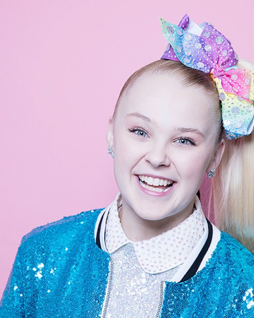 JoJo Siwa’s 2024 iHeartRadio Music Awards Outfit: Photos – Hollywood Life