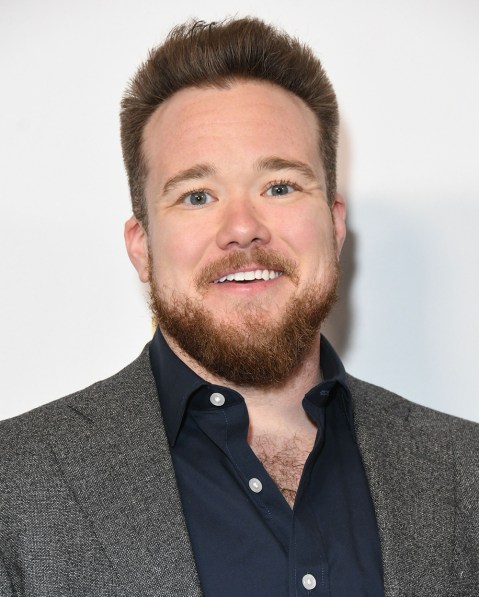 Zeke Smith: Photos – Hollywood Life