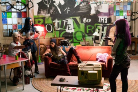 ‘Descendants 2’ Photos: See Pictures From The Sequel – Hollywood Life