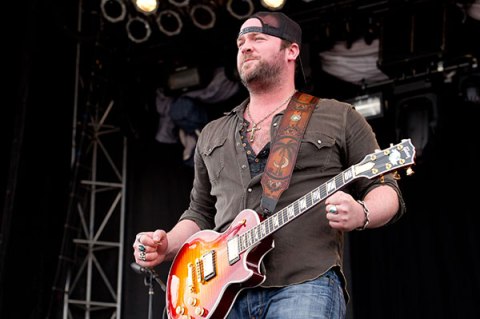 Lee Price Pictures: Photos Of The Country Singer – Hollywood Life