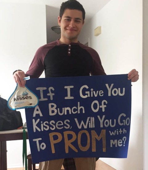 [PICS] Promposal Ideas — See Creative Ways To Ask Someone To Prom ...
