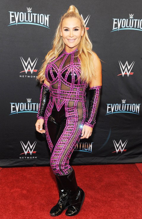 Natalya Neidhart: Photos Of The WWE Superstar – Hollywood Life
