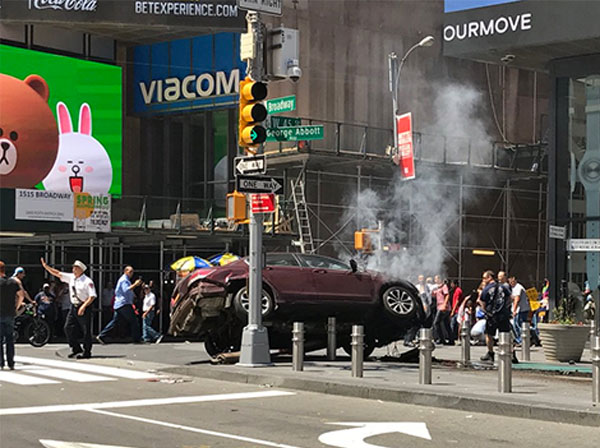 Times Square Crash Photos — Car Hits Pedestrians On Sidewalk ...