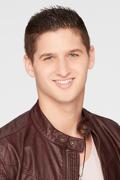 [Pics] ‘Boy Band’ Photos – Hollywood Life