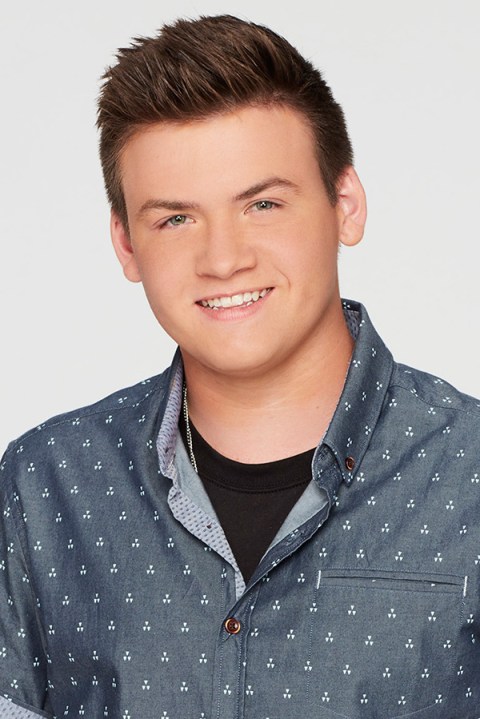 [Pics] ‘Boy Band’ Photos – Hollywood Life