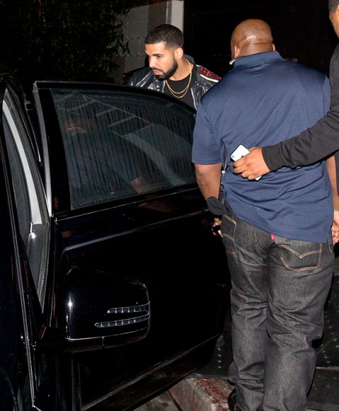 Drake & Bella Hadid Photos: Pics Of The Pair – Hollywood Life