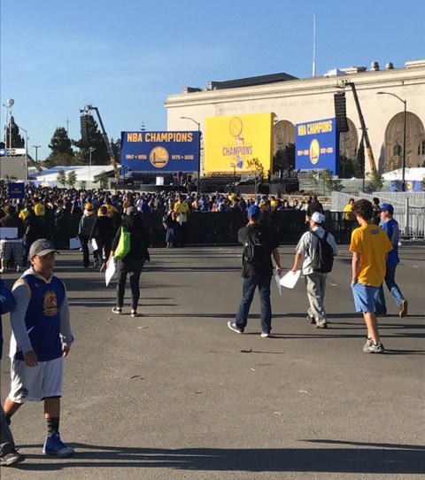 Golden State Warriors Parade: Photos From The Celebration – Hollywood Life