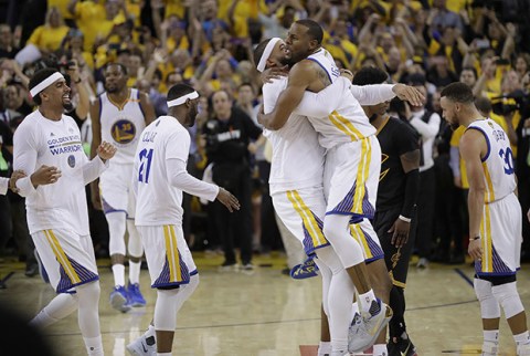 NBA Finals 2017 Pics: See Photos Of Celebs, Players & Best Moments ...